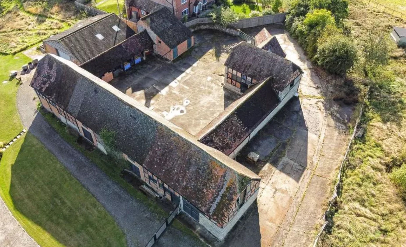 Grade II Listed Barn Planning Consent MANOR FARM BARNS - Bazeley ...