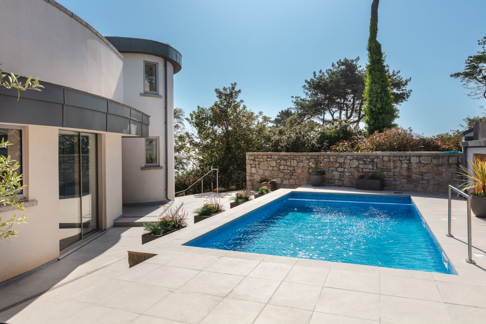 Omaze Million Pound House: Seahorses, Maenporth - Bazeley Architecture